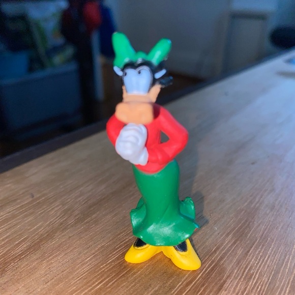 Disney | Toys | Clarabelle Character Disney Mini 2 Figure Pvc Toy ...